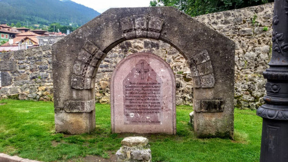 Munuza, gobernador musulmán de Asturias - Historia del Condado de Castilla